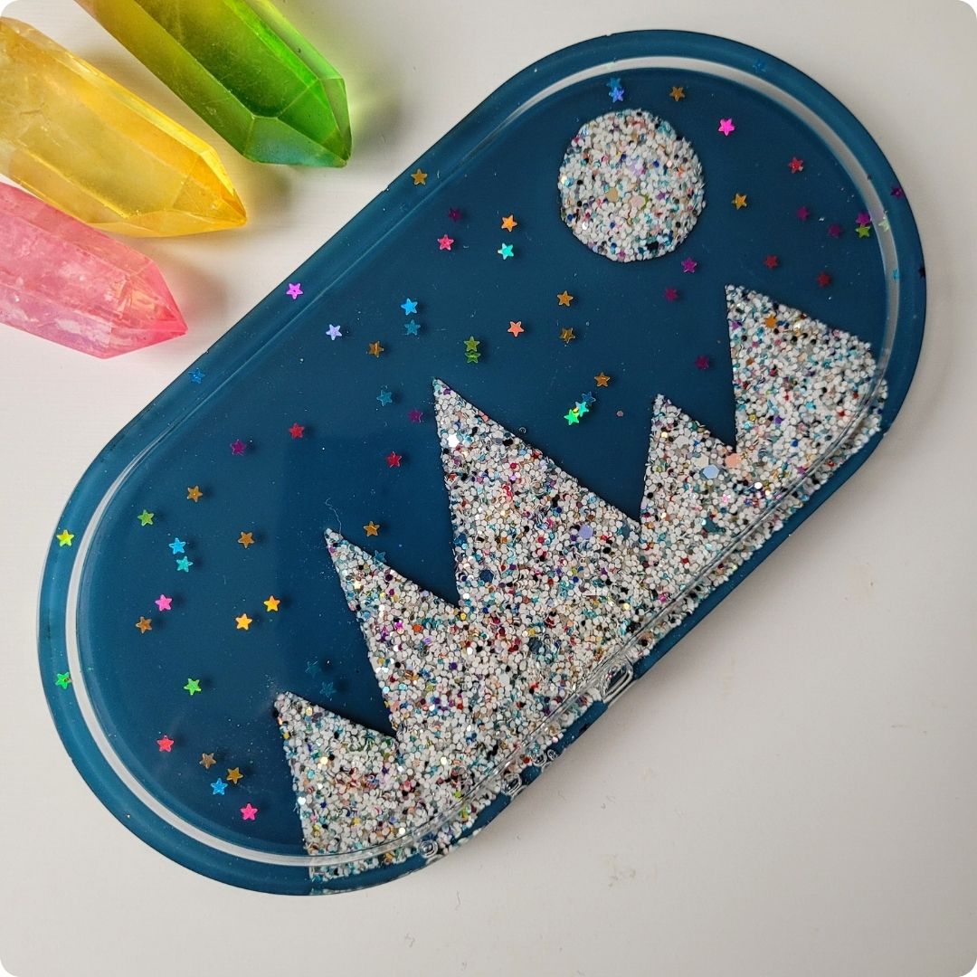 What Can Be Embedded in Epoxy Resin! – Mouldd